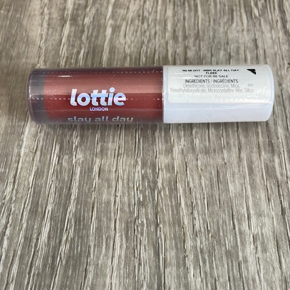 Lottie London | Makeup | New In Wrapper Lottie London Liquid Lipstick ...